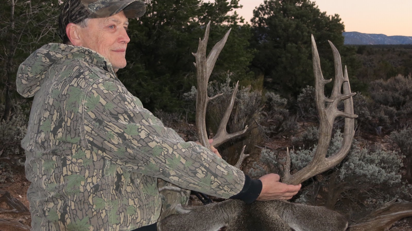A3 Trophy Hunts : Kaibab Units 12A and 12B Deer Hunts With A3!