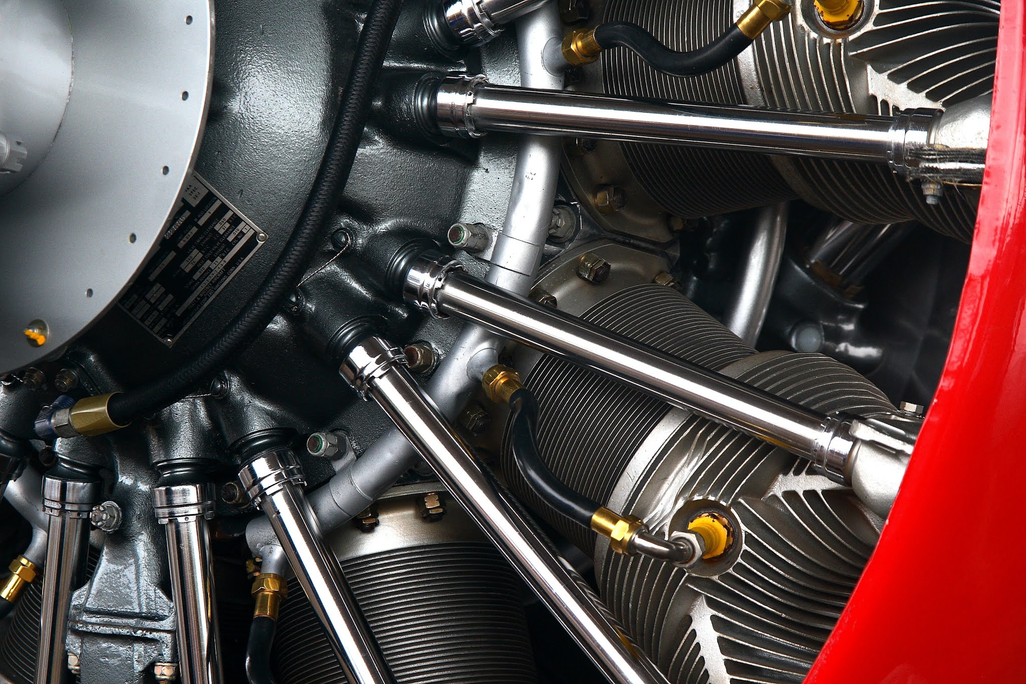 Different types of engines used in automobile industries