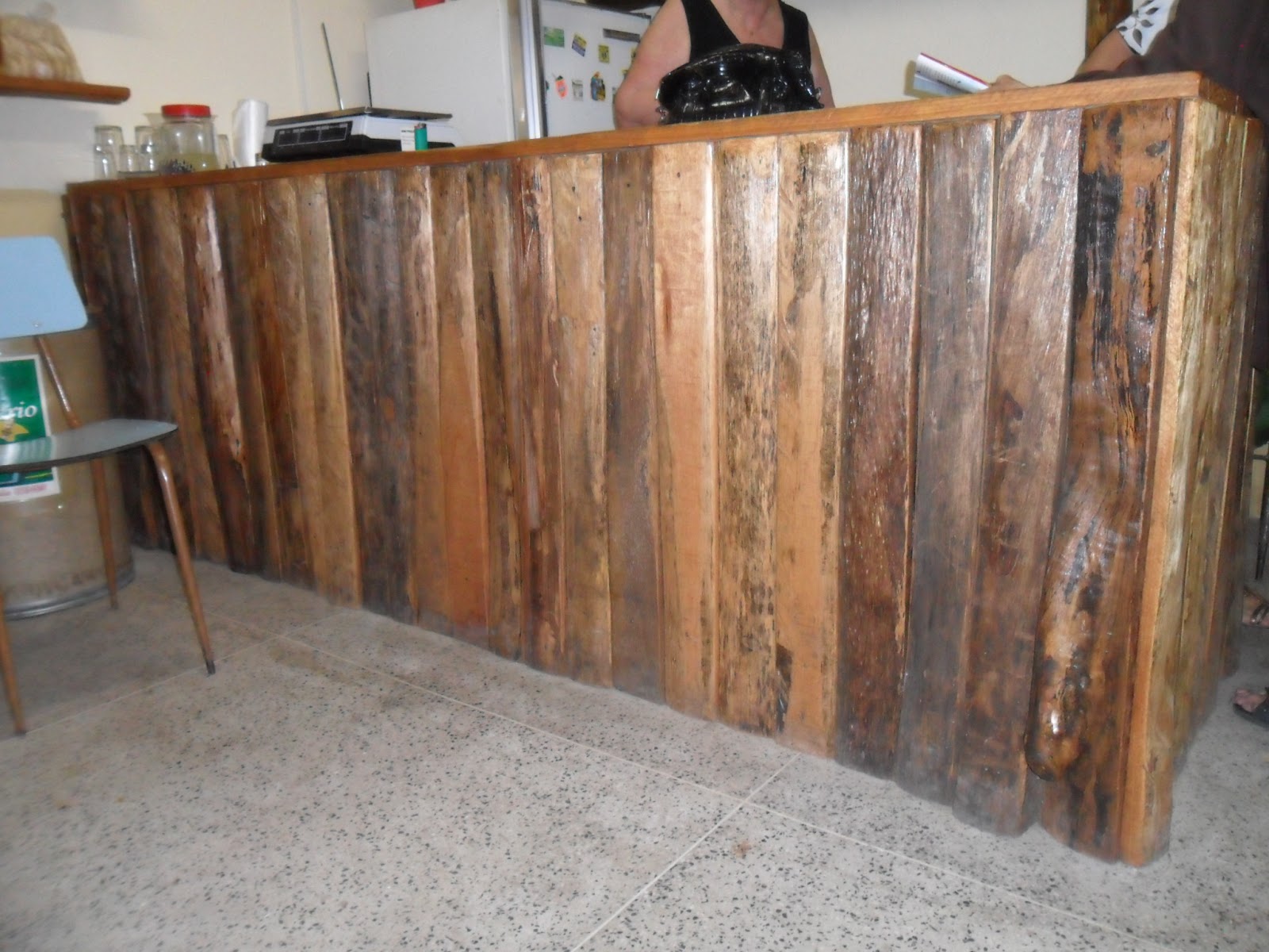 JL Móveis RS - Marcenaria: Balcão Rústico para Loja