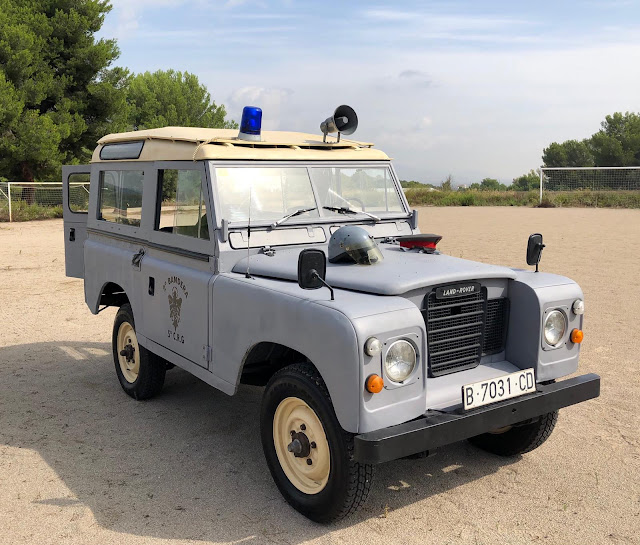 Una historia de la Policía Nacional.: Land Rover restaurado