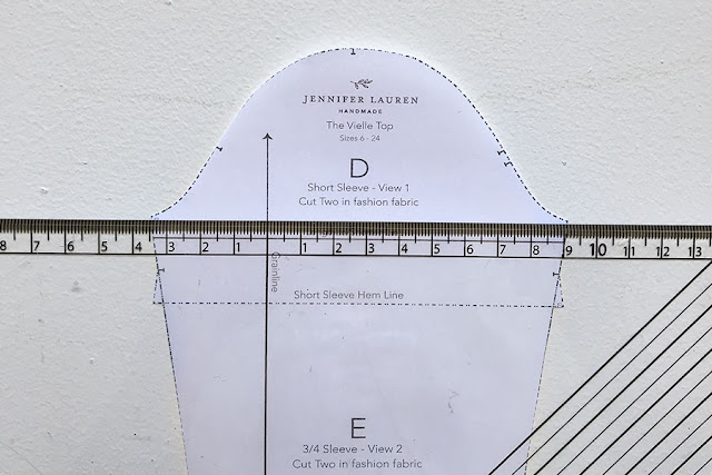 The Vielle Top - Free Gathered Sleeve Pattern + Tutorial | Jennifer ...