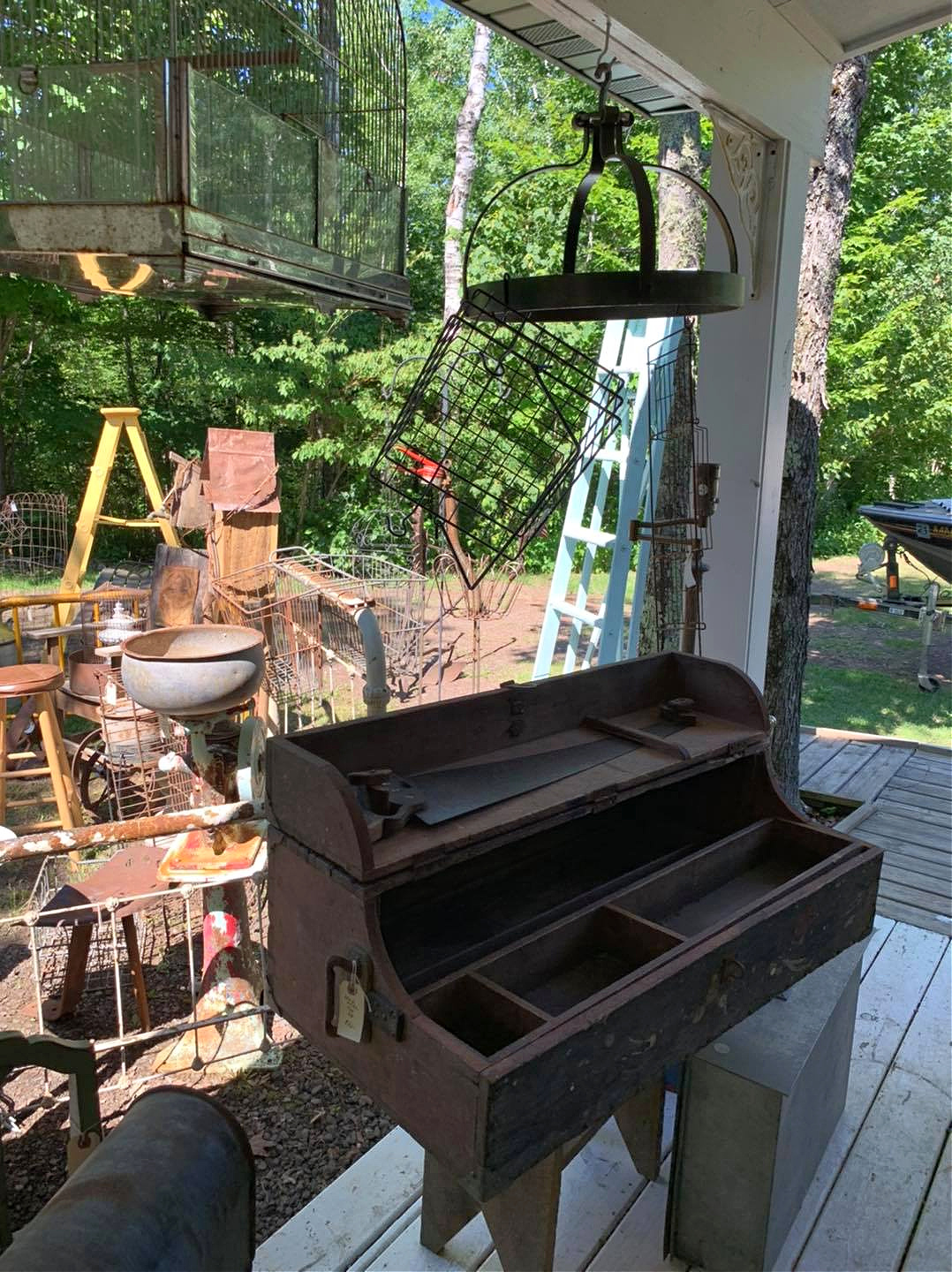 More of Dana's Fun Outdoor Junk Decor & West Tischer Cottage ...