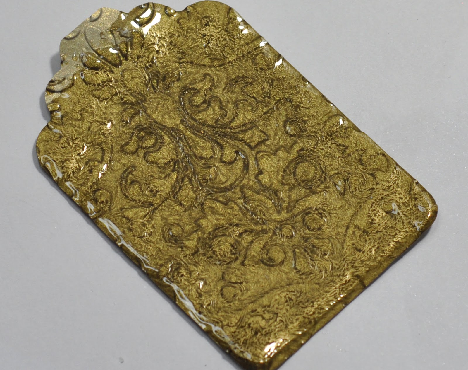 My Little Craft Things: Distressed Metal / Porcelain Tutorial