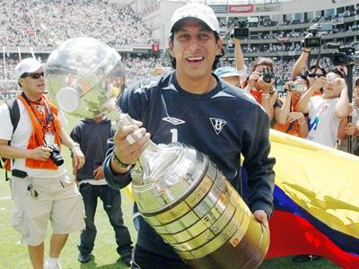 milton mora: Jose Francisco Cevallos