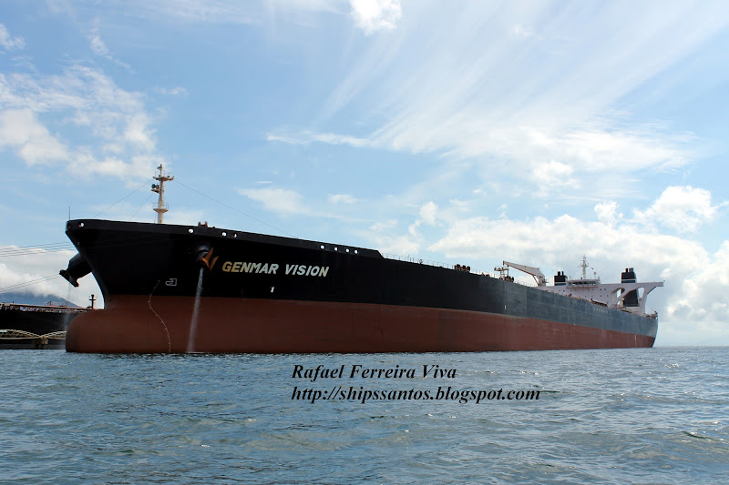 Navios em Santos: Genmar Vision atraca em São Sebastião