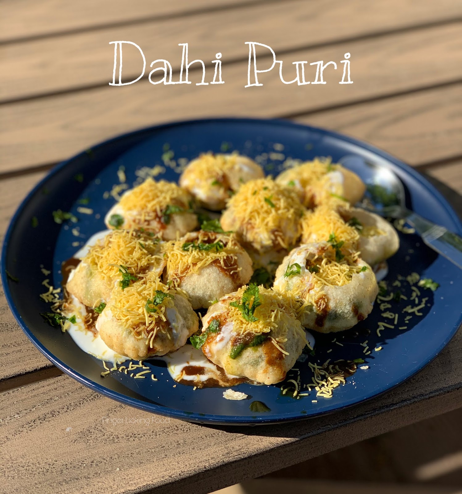 Finger Licking Food: WoYP Day #23 - Dahi Puri