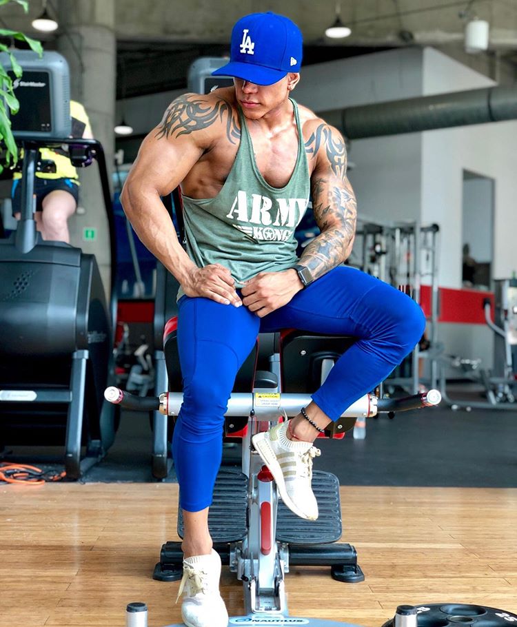 Muscle, Muscle, Muscle: Oscar Alonso 3