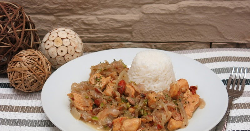 Tomillo, laurel y otras cosas de comer.: PECHUGAS DE POLLO CON CEBOLLAS ...