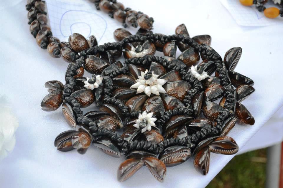 VAI NA MINHA: TAPATI - Moenga, Tui Korone - artesanato