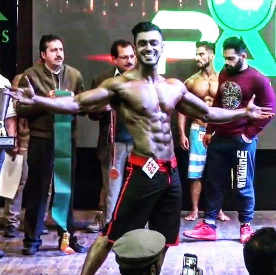 world bodybuilders pictures: attractive and power ful lahori muscles ...