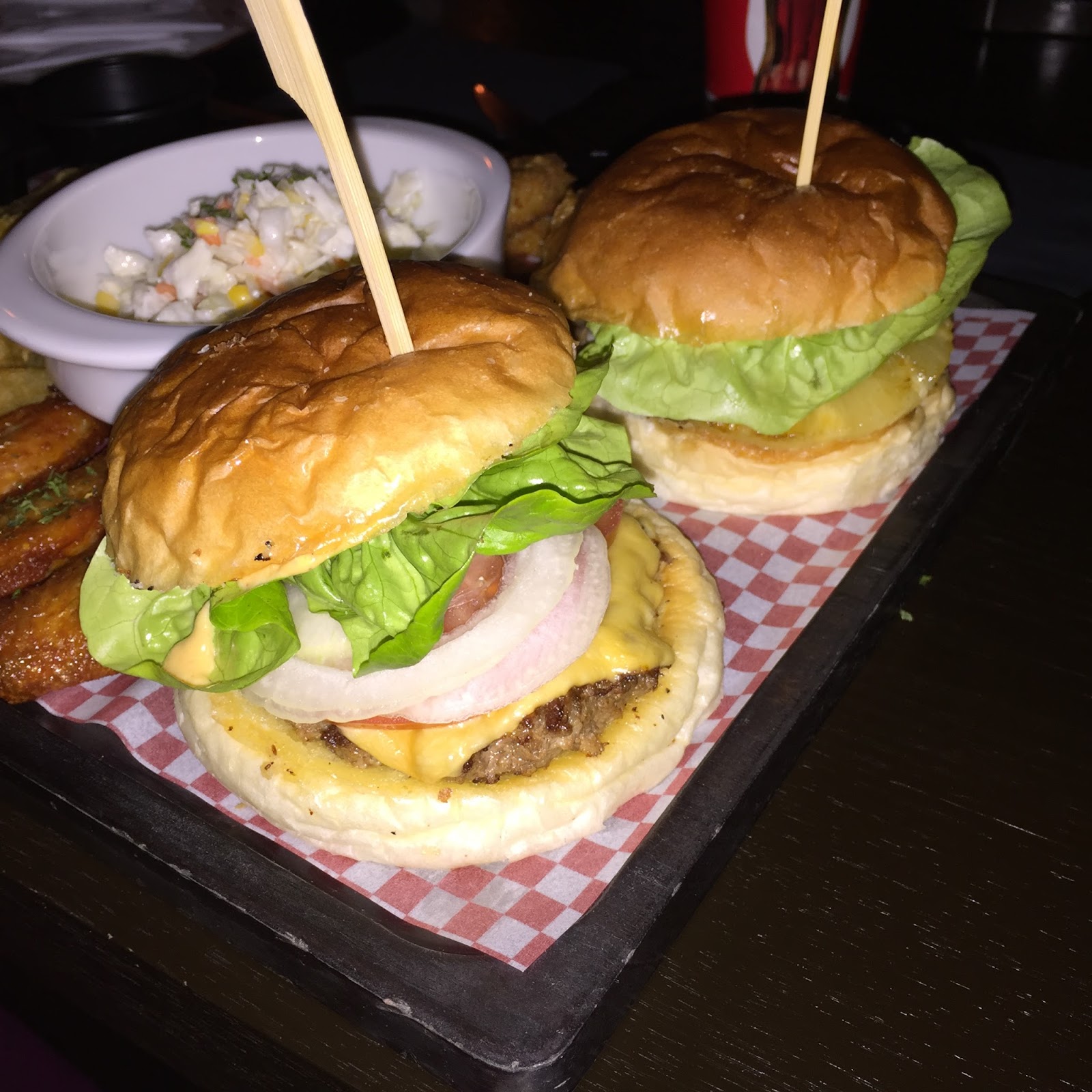Hello, Thank You: My Korean Life #49: BAS Burger!
