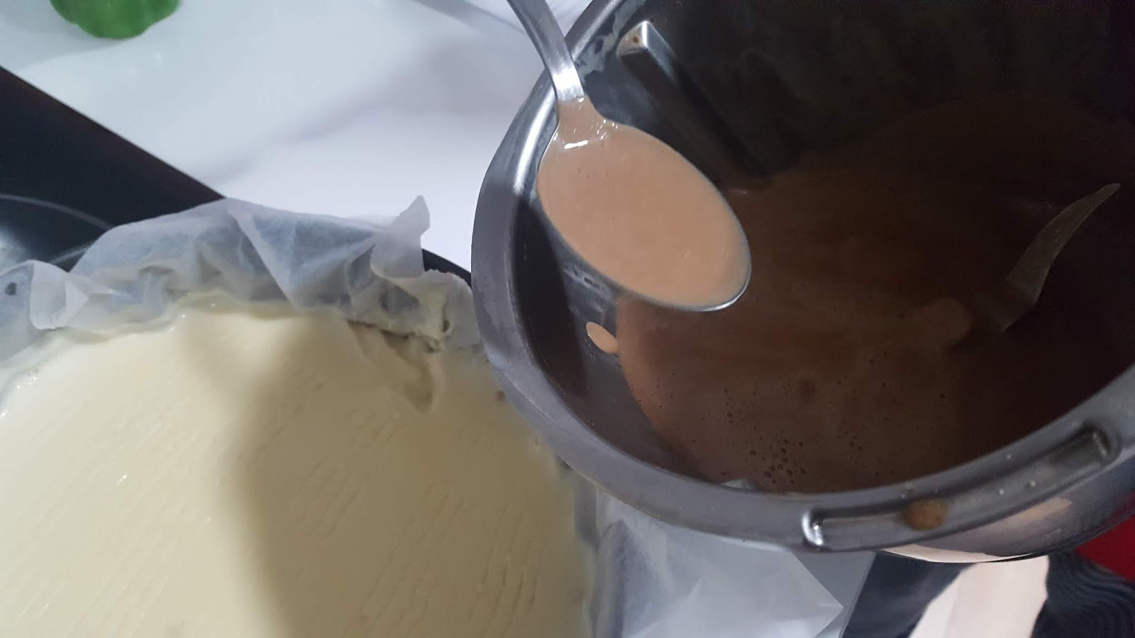 La Cocina De Bea Y Sus Chicos Tarta De Tres Chocolates En Tm5