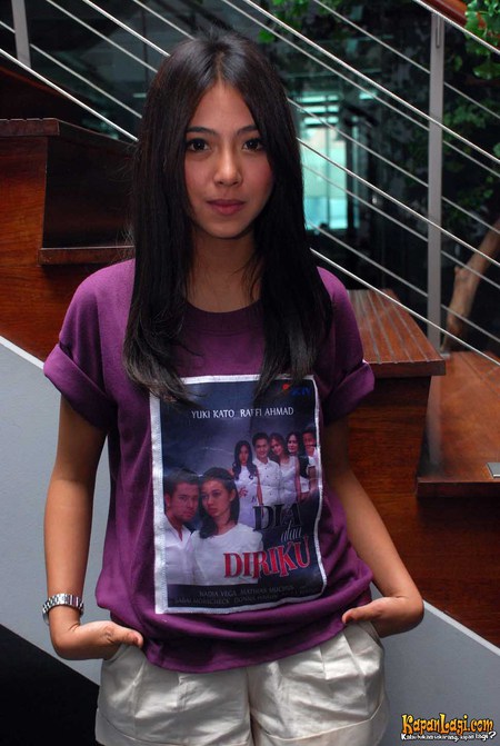 Koleksi Rhirin: Nadia Vega IV