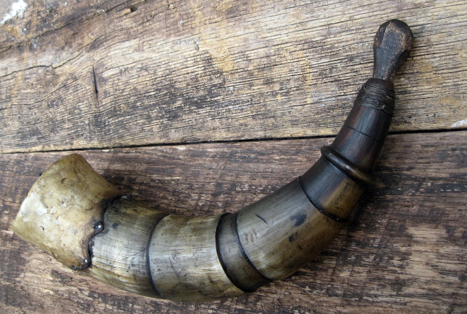 Ewing's Creek Pouches and Accoutrements: Powder Horn by Matthew Fennewald