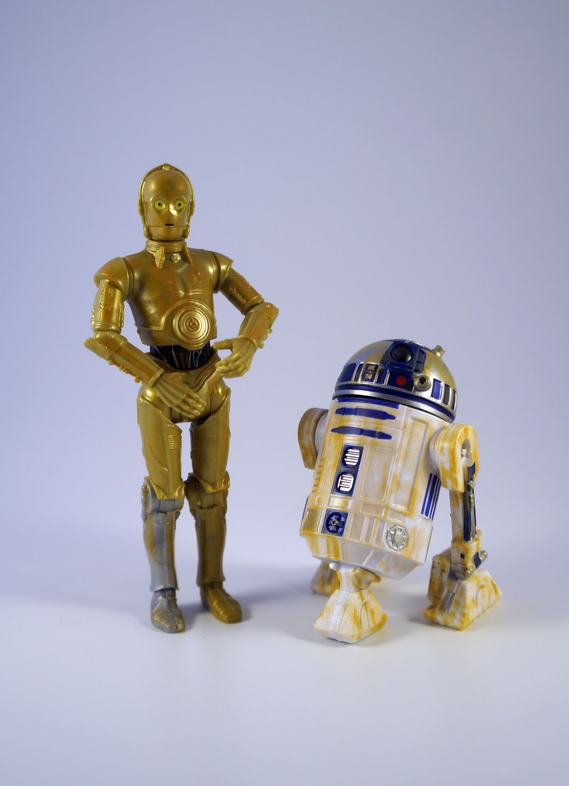 TOYS ARE LIFE: Review - Star Wars Droid Factory R2-D2 & C-3PO Disney ...