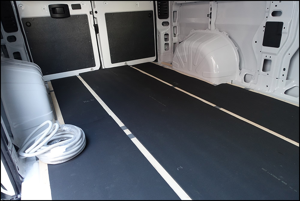 Silly Lines: Projekt Bus 3 Der Boden