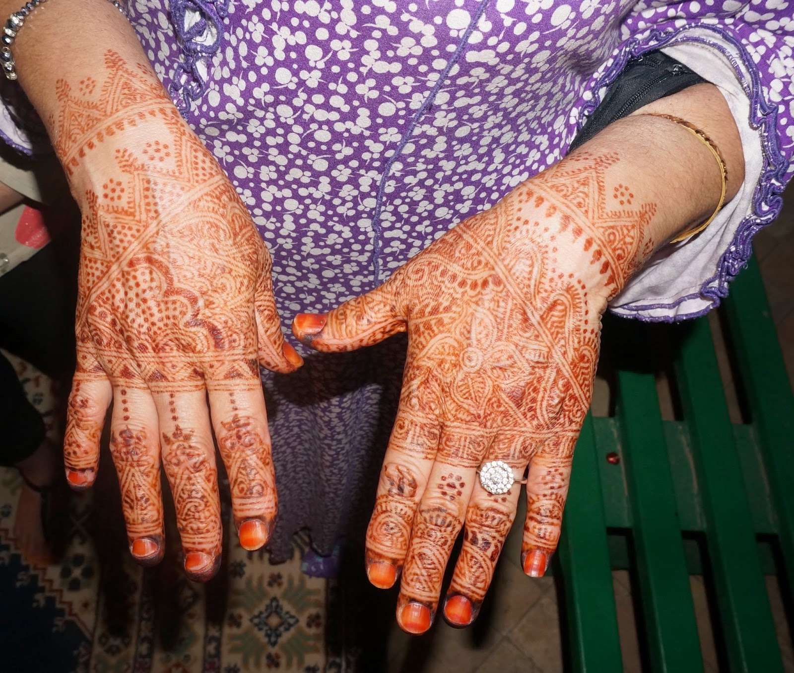 Eshkol HaKofer: Will the Real Fassi Henna Please Stand Up? Researching ...