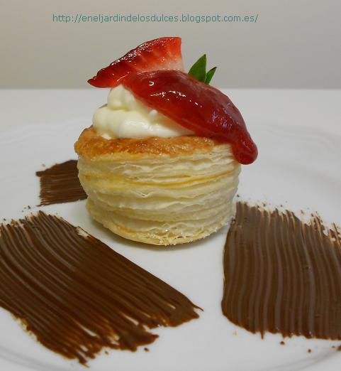 En el jardín de los dulces: Volovanes de mascarpone y fresa al ron