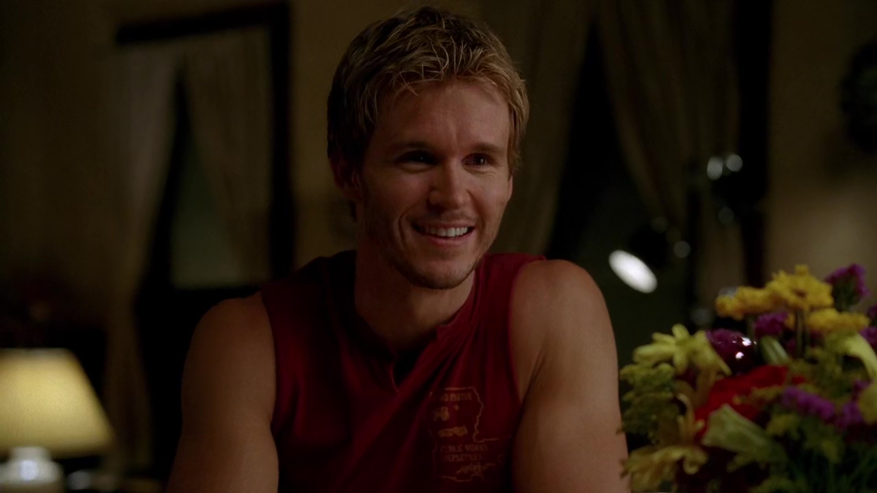 ausCAPS: Ryan Kwanten shirtless in True Blood 1-11 "To Love Is To Bury"