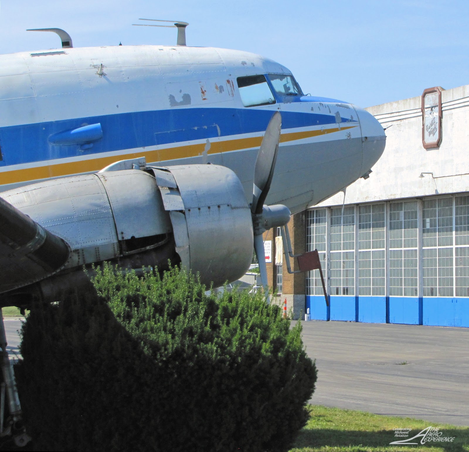 The Aero Experience: World War II Veteran Douglas DC-3 to Get New Lease ...
