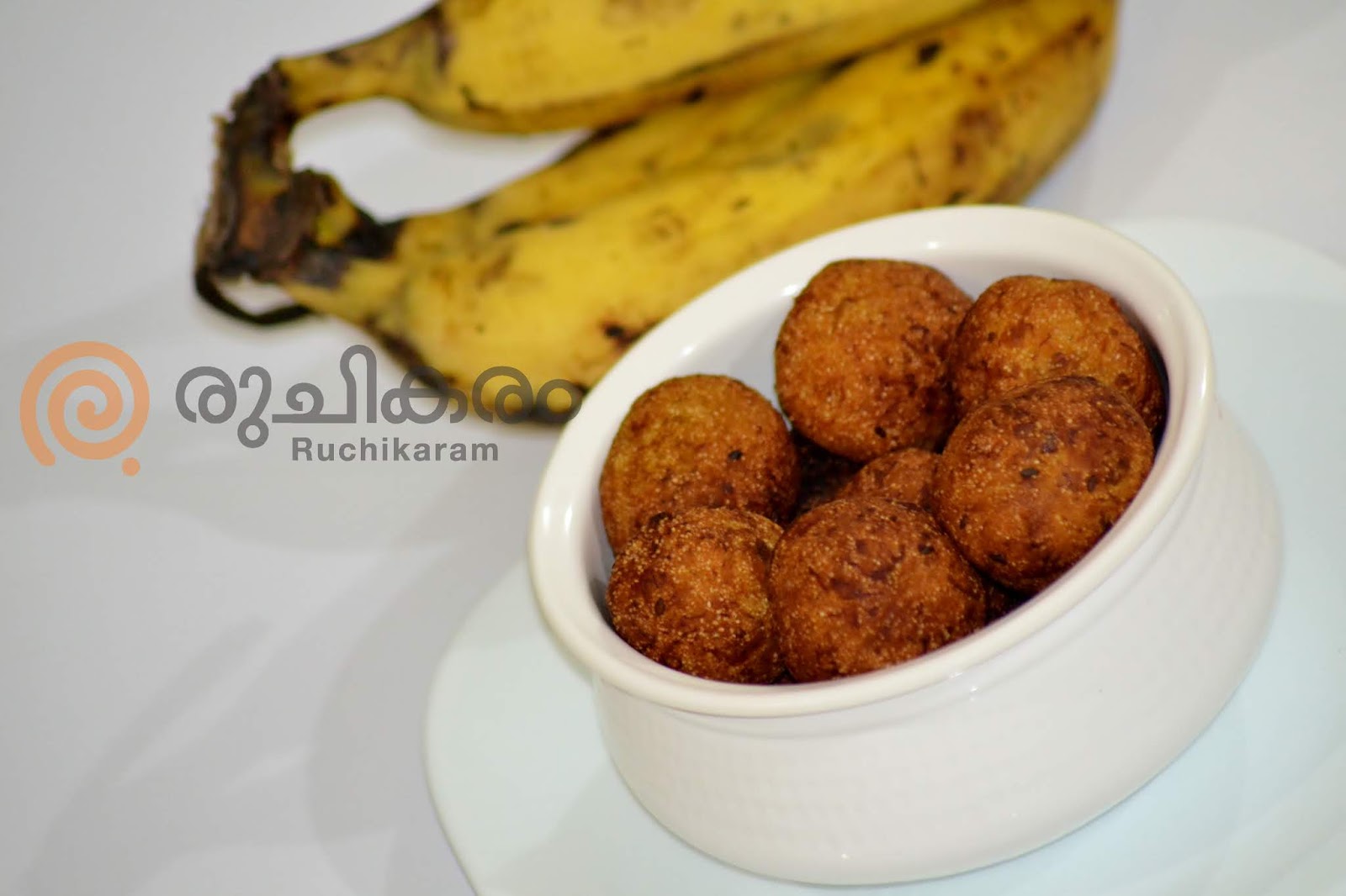 Ruchikaram: Pazham Rava Nalumani Palaharam | Semolina Banana Sweet Balls