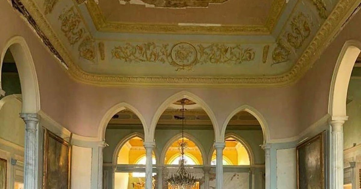 An intimate snapshot of Beirut's devastation through a look at the ...