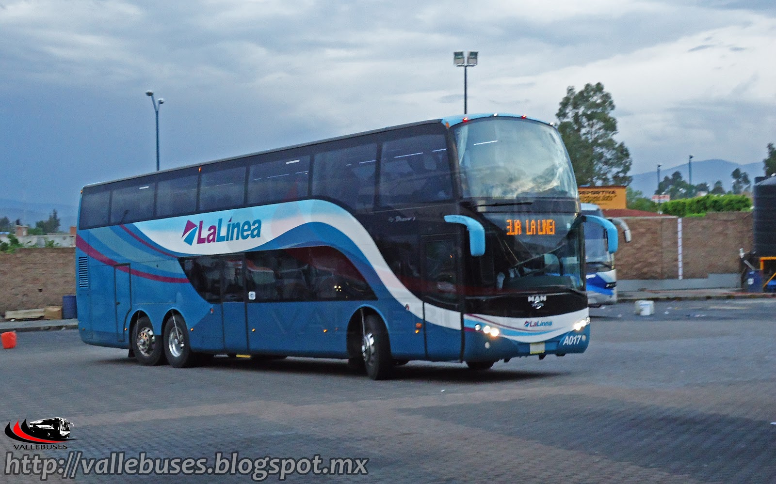 Vallebuses: 0249 - La Línea