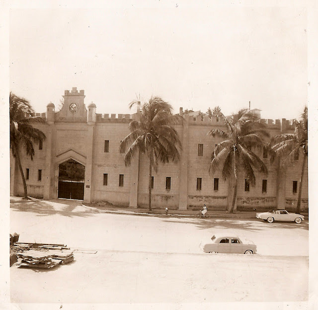 Black and White Snapshots That Capture Daily Life of Venezuela in the ...