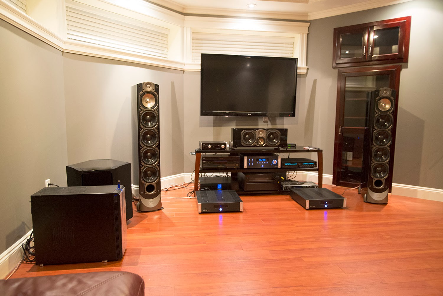 Archimago's Musings: MUSINGS: A Look At The Sound Room...