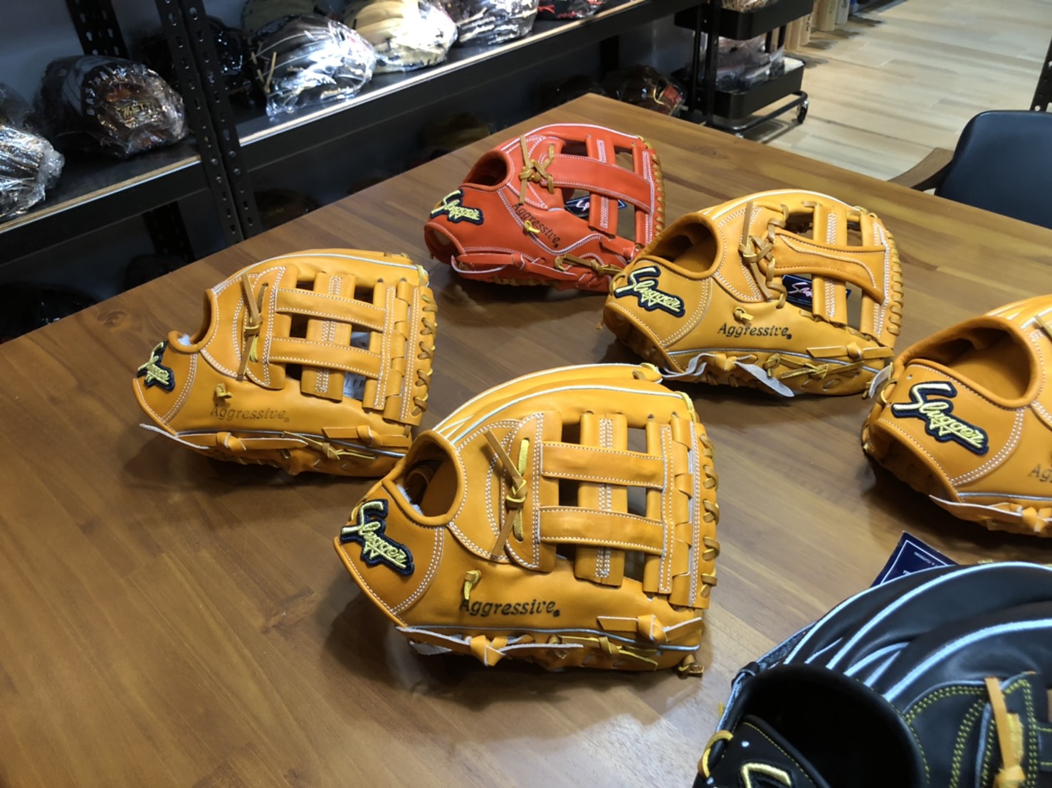 阿豆物流: 新品到貨 2020.09 日本製 久保田 KUBOTA SLUGGER 硬式最高階 內野手套 KSG-25MS, KSG-24PS, KSG-AR2 & KSG-L7