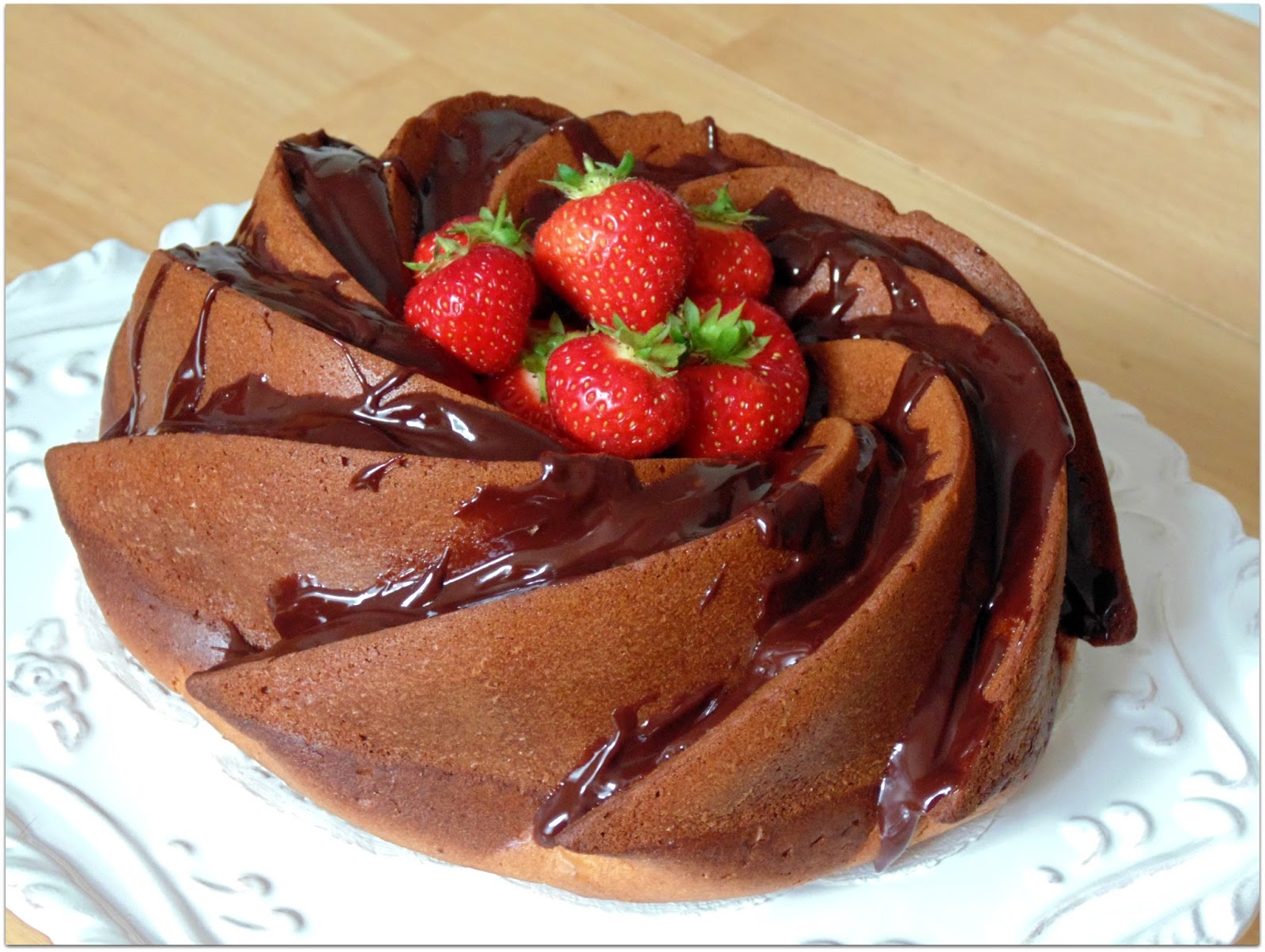 Bundt cake de mascarpone y chocolate Bundt cake de mascarpone y chocolate