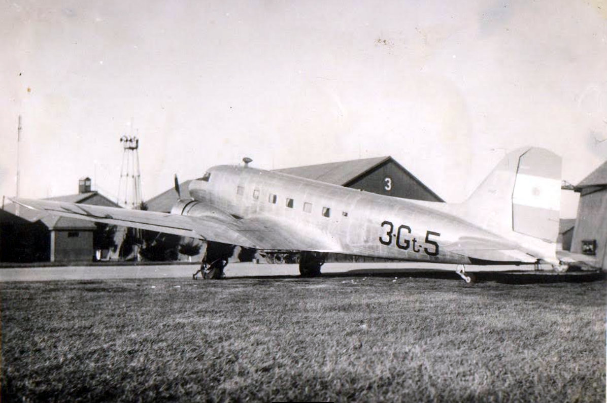 Historias Individuales: 0105 CTA-32 Douglas DC-2-243 C-39 c/n 2057