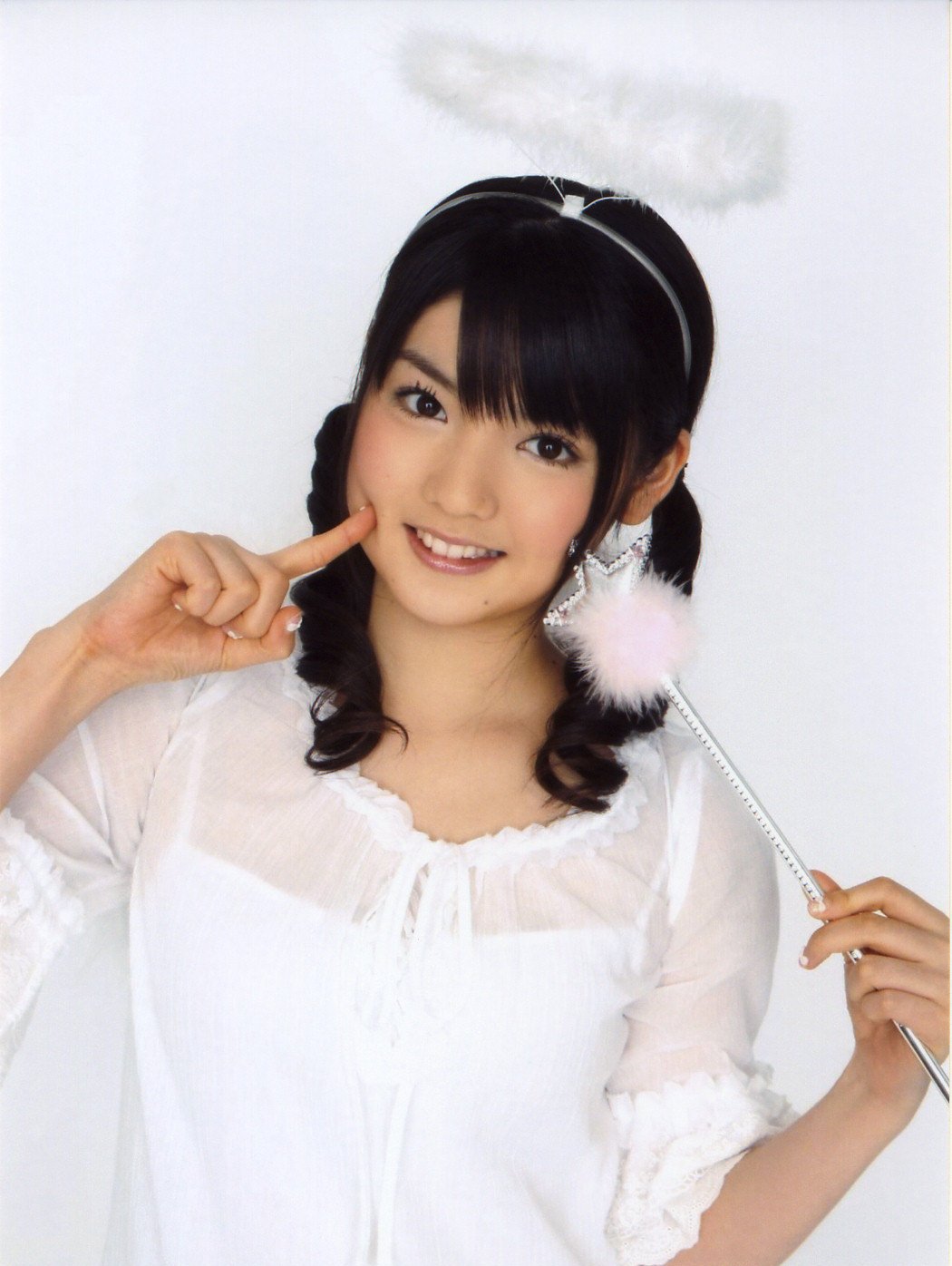 They are just beautyful: Sayumi Michishige new hot big photos