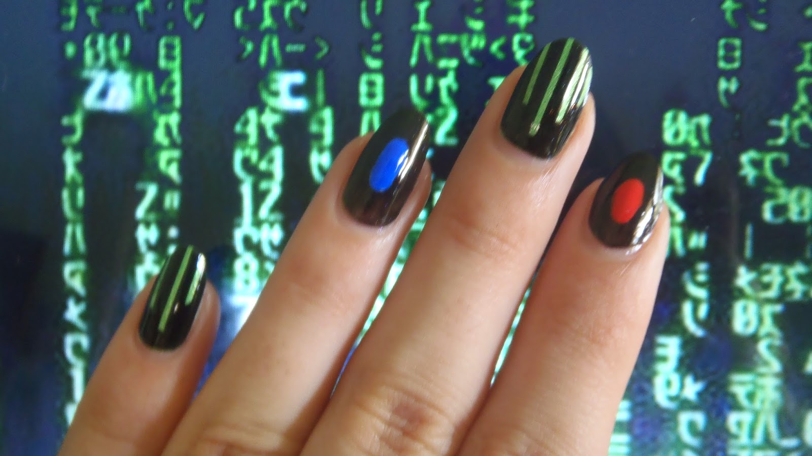 Gormay Nails: The Matrix nails