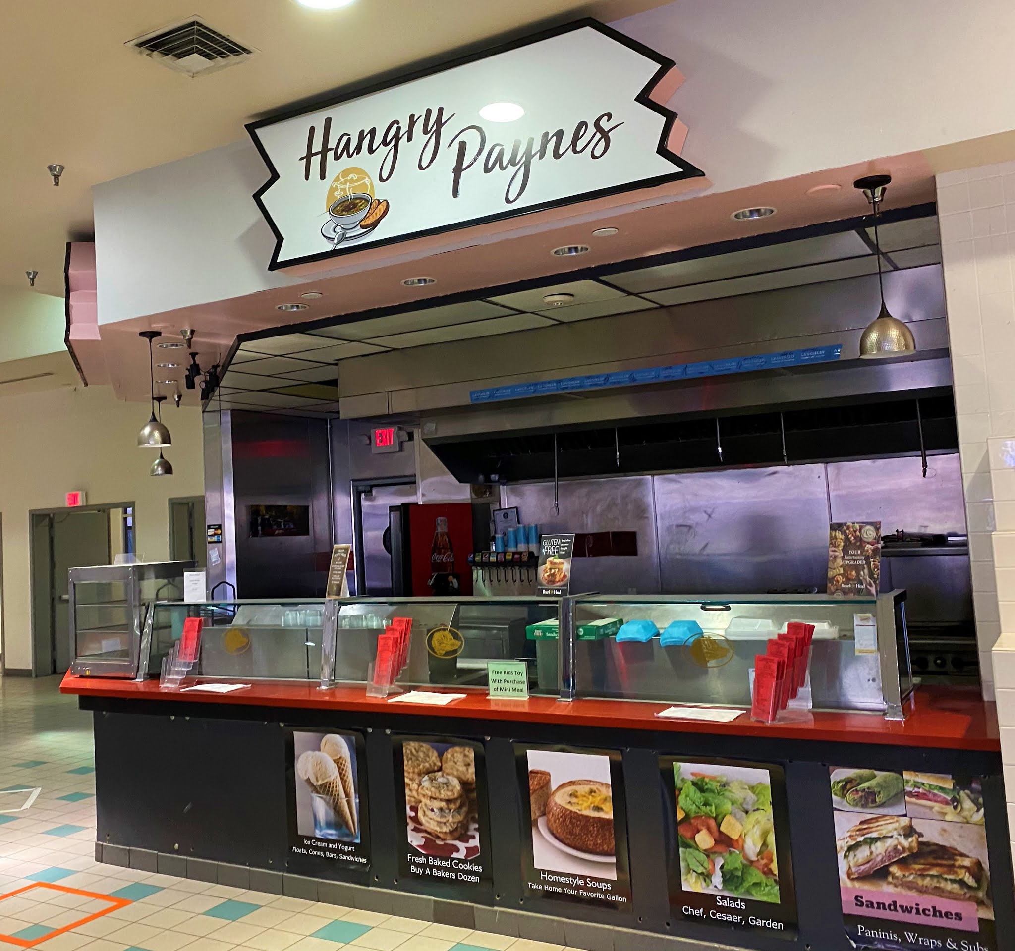 Laughlin Buzz: Laughlin Outlet Center - Food Court