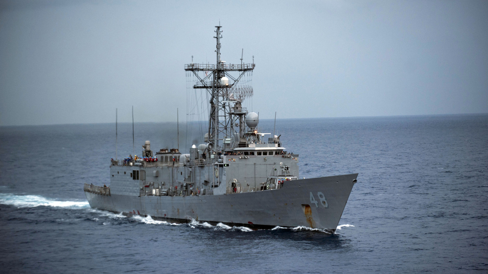 The rhk111 Military and Arms Page: Oliver Hazard Perry Frigates for the ...