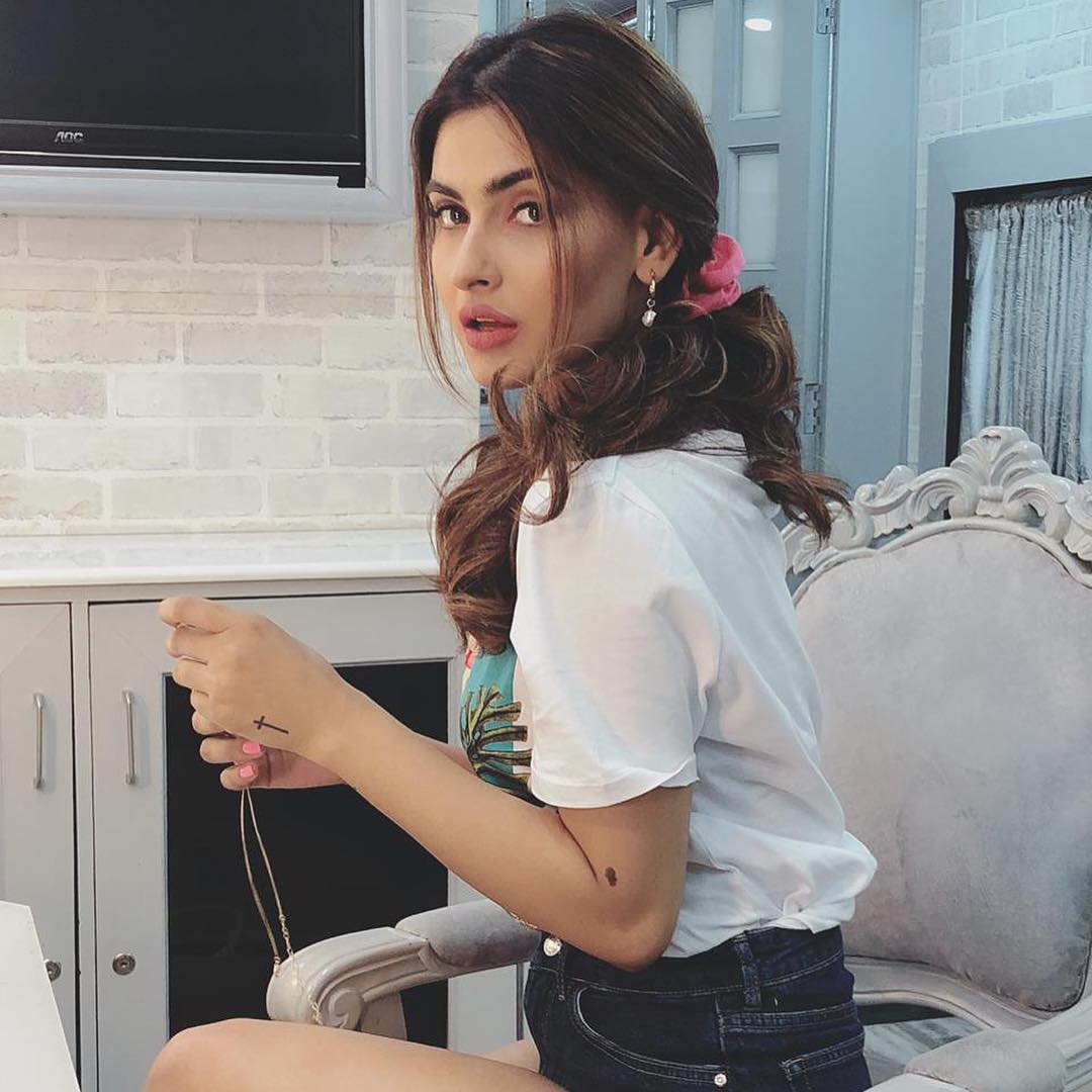 Maximum Newz- Latest Photos and Bios