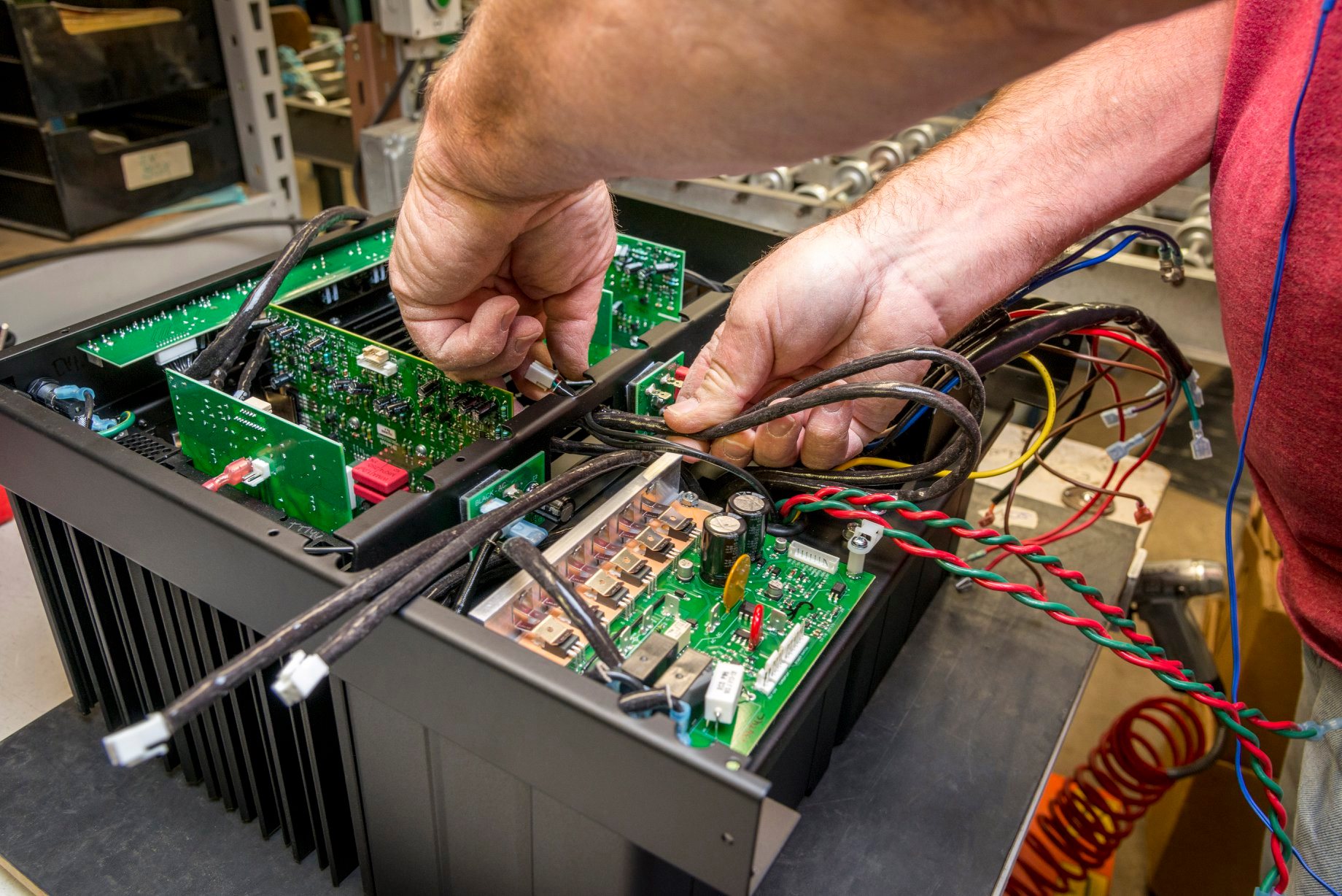 MAKING A MCINTOSH – PCB TESTING – M & S | Ultimate High-Fidelity