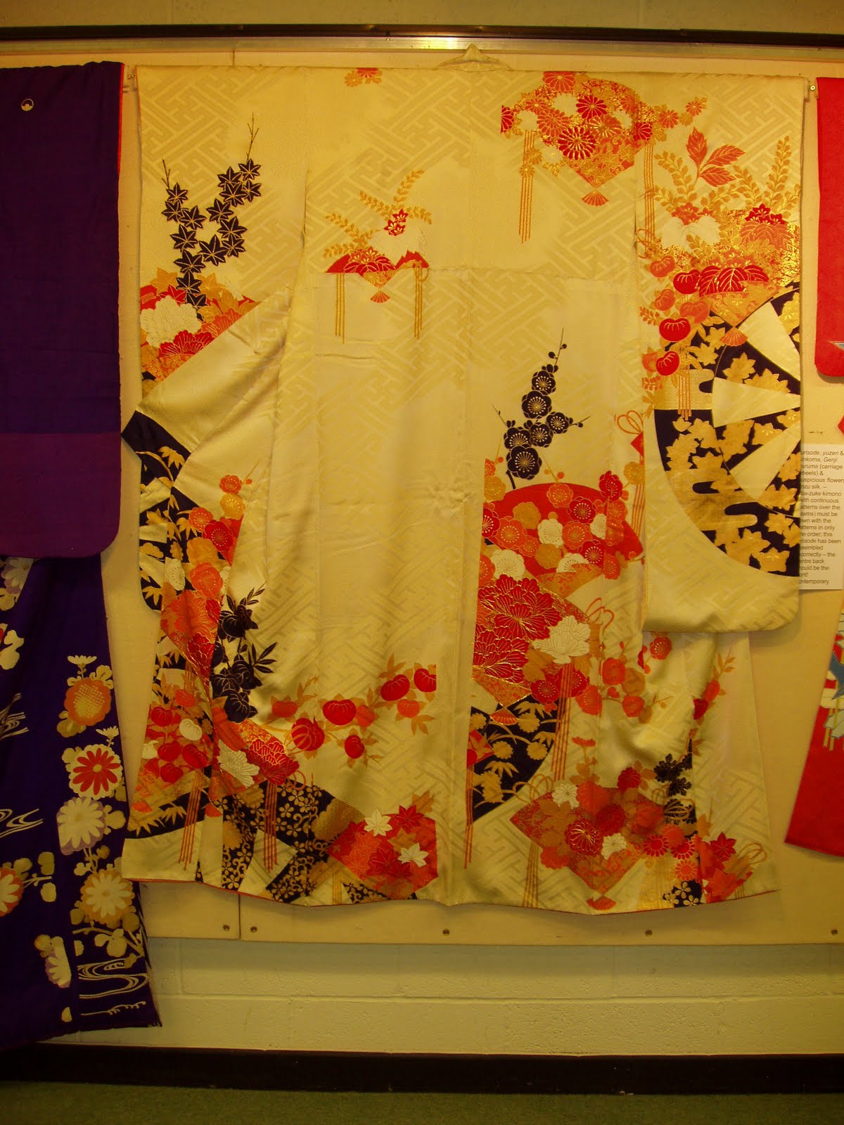 sashiko and other stitching: Kimono - Yuzen dyeing process