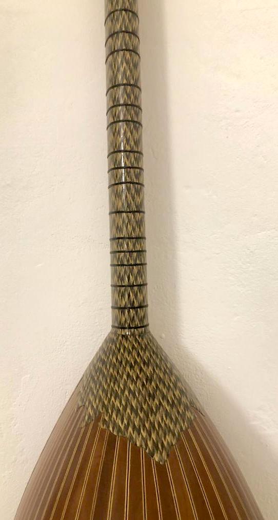 Divan Saz Turco, (Baglama), (Laúd de mastil largo)