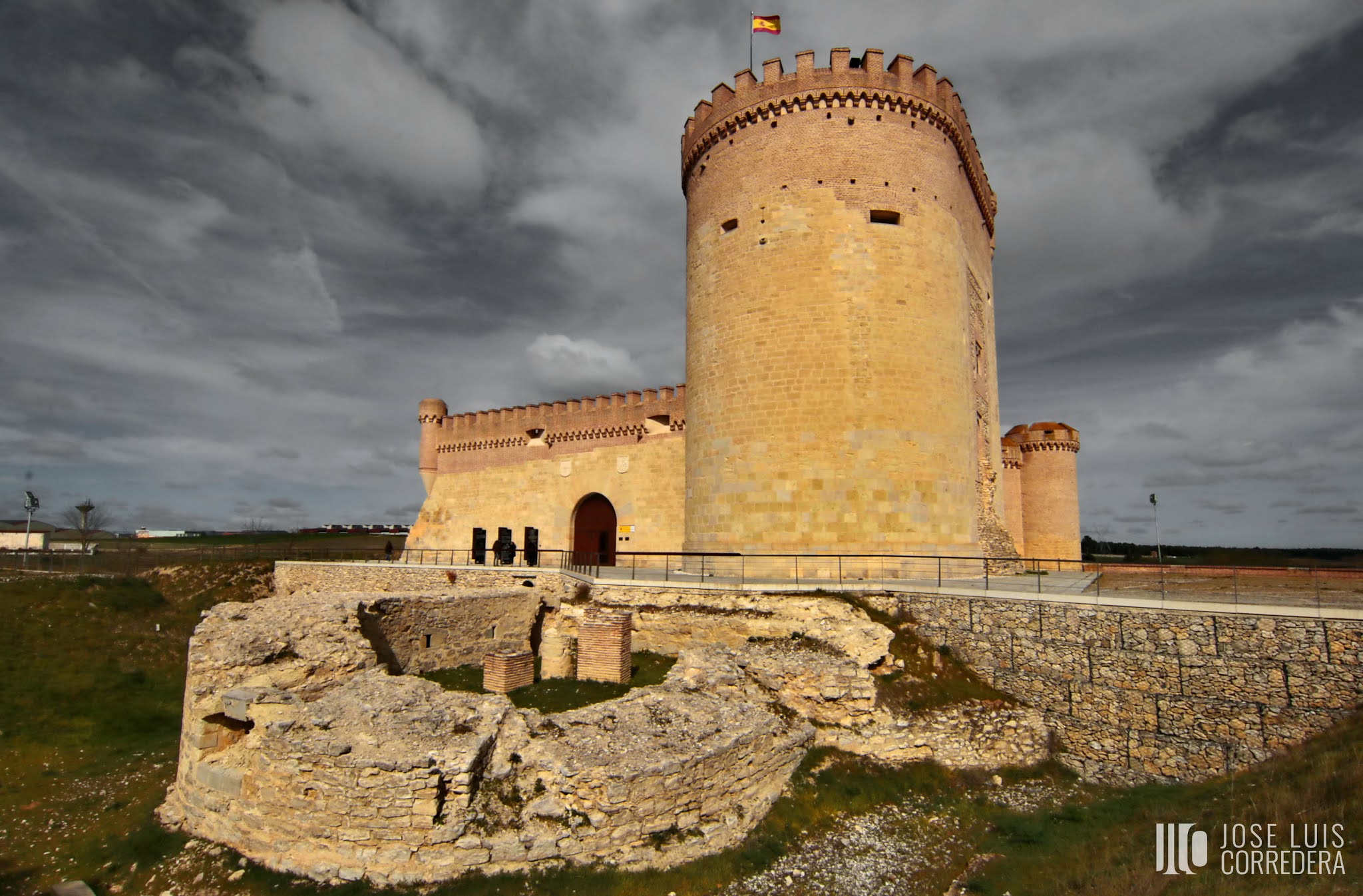 ARÉVALO, OTRO PUNTO DE VISTA: Conjunto arquitectónico del Castillo de ...