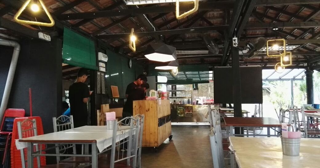 Tulis Bila Sempat, Baca Kalo Suka: Shellout atau Seafood di Fizzy Cafe ...
