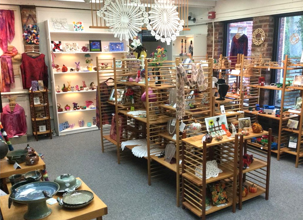 Craft Gallery of Artisans United invites community to annual holiday ...