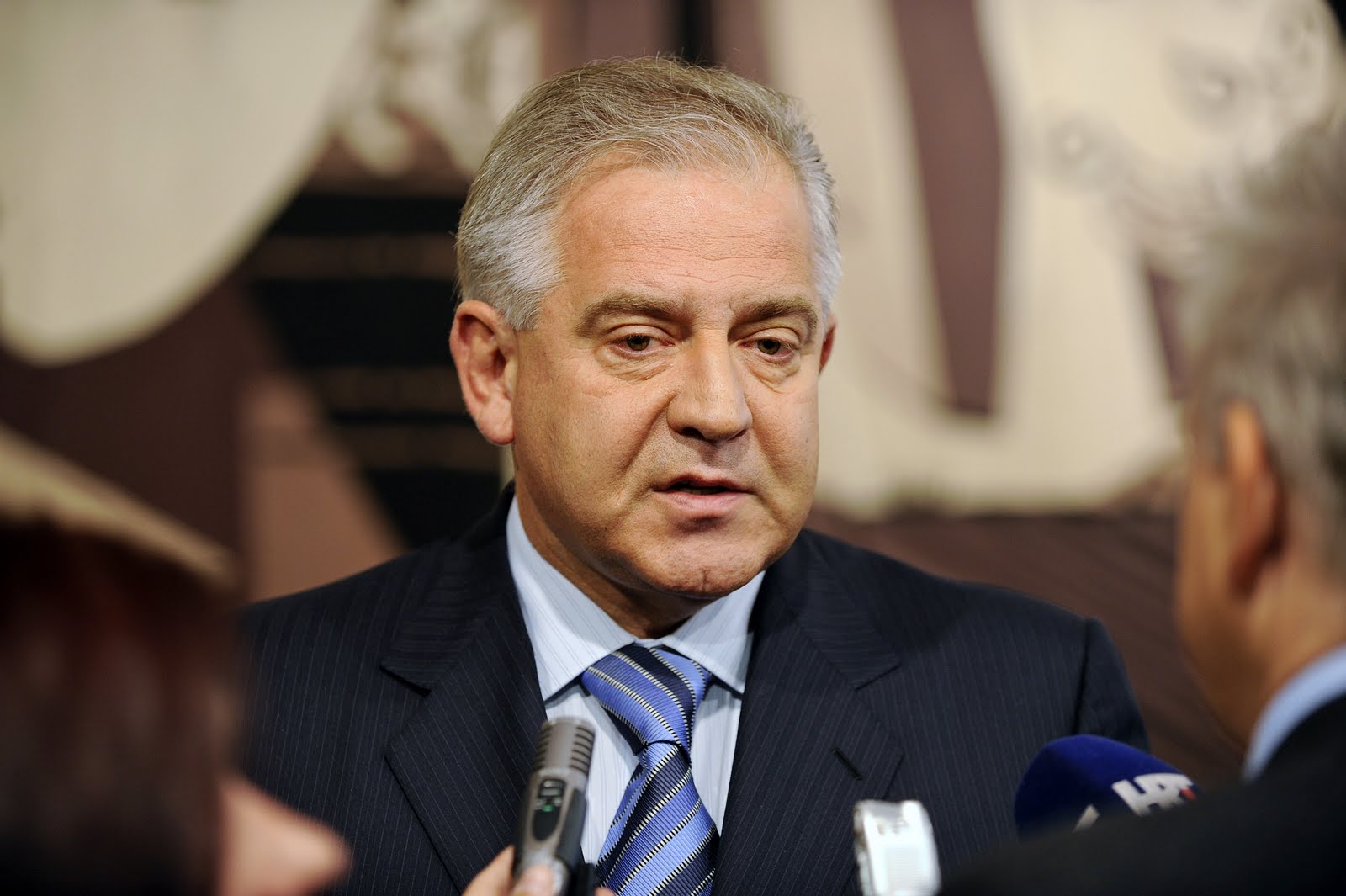 Webpublicapress.com: IVO SANADER ĆE MNOGE U HRVATSKOJ POVUĆI SA SOBOM ...