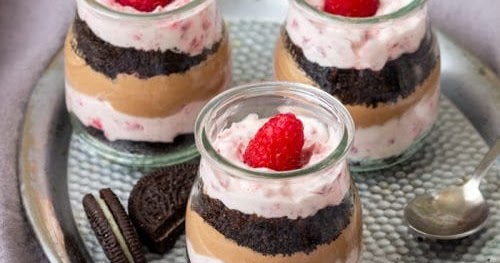 RASPBERRY OREO NO BAKE DESSERT