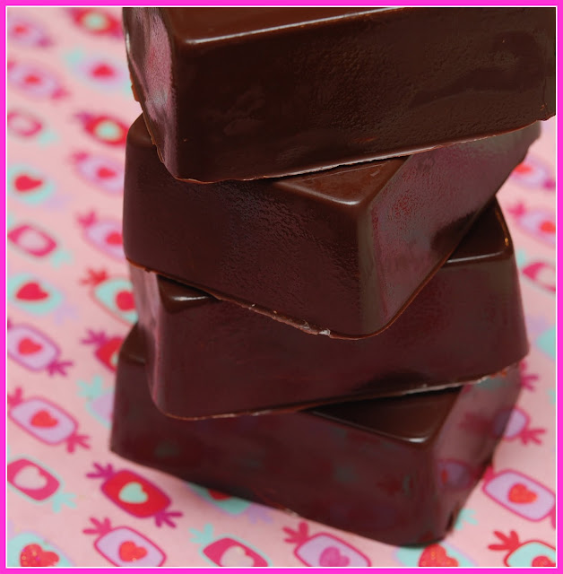 HOMEMADE CANDY BARS! - Hugs and Cookies XOXO