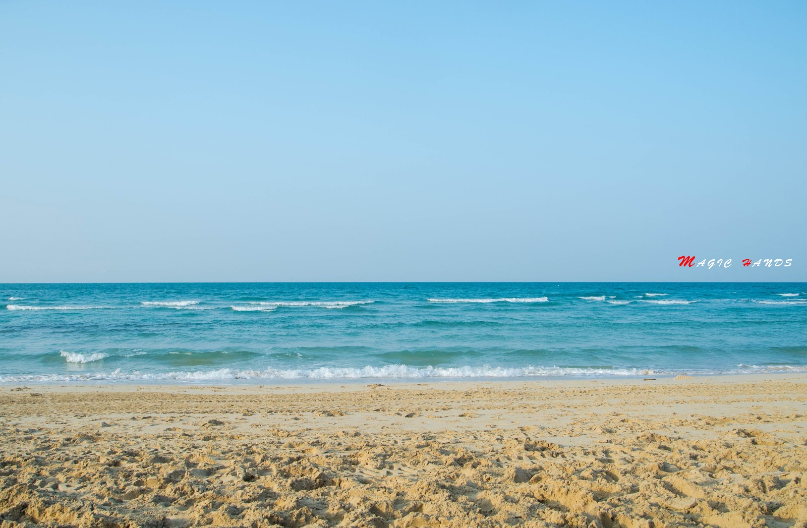 Photo Magic Hands: Blue Water Beach in kuwait.- Julai'a