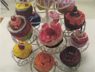 ceramic lesson plans: cupcakes | Art Education Daily