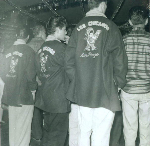 Everyday Costumes: Los Gallos