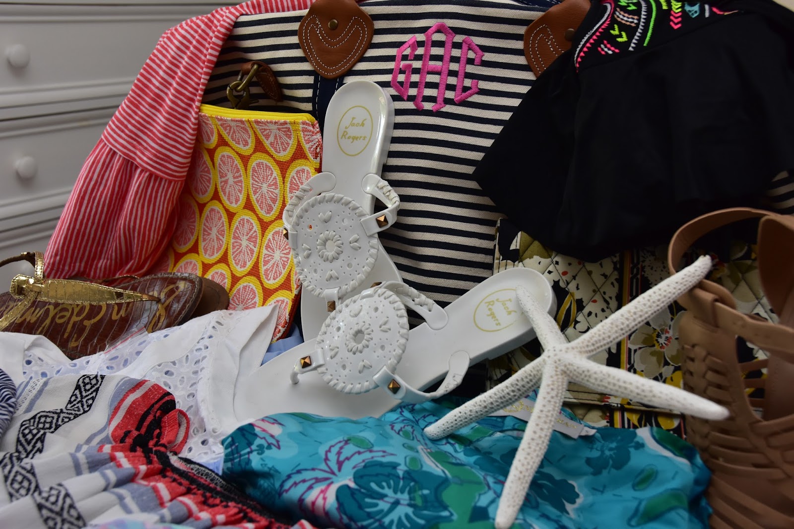 How to Pack for Key West in a Carry-On - Girl Meets Bow